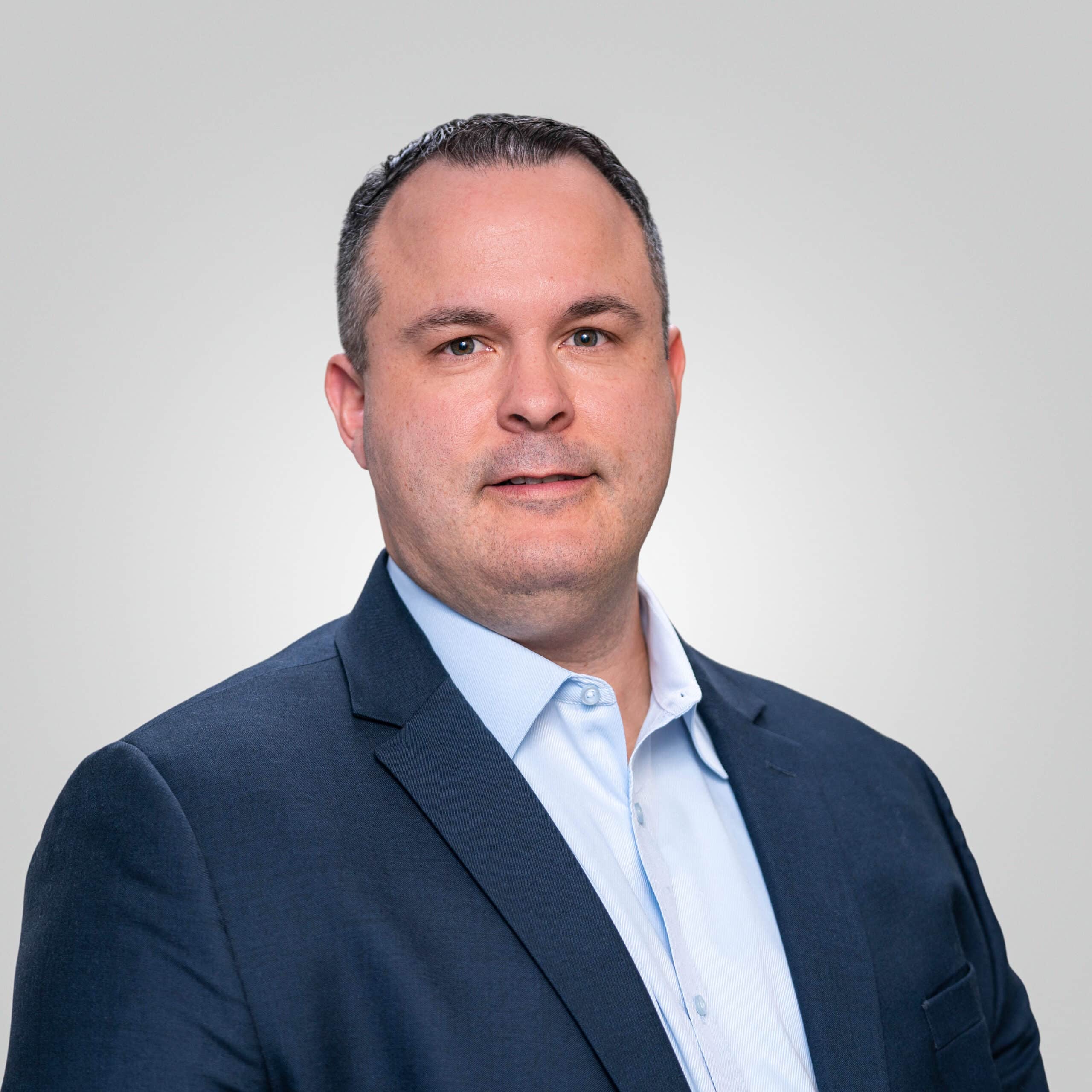 Thomas Strain | Surgere